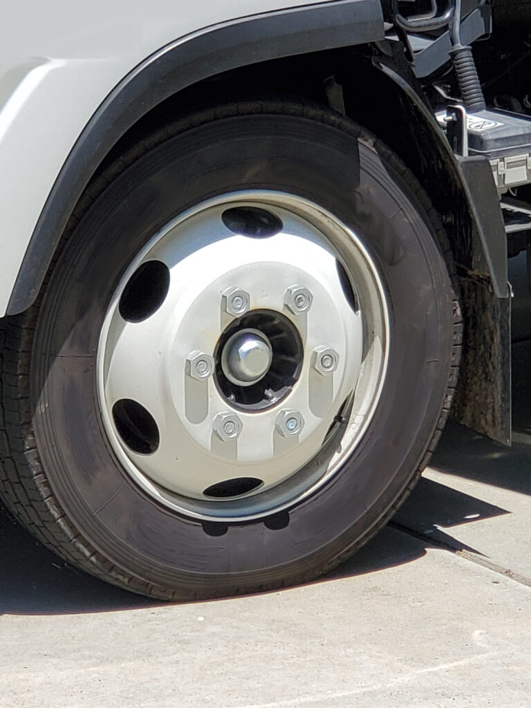 truck-tire-image-2 - Mitchell1