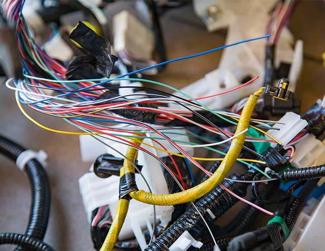 2_wiring inside engine - Mitchell1